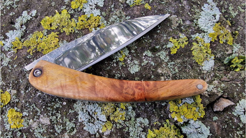 Couteau de poche gamme Toltek manche en ronce d'arbousier du Var